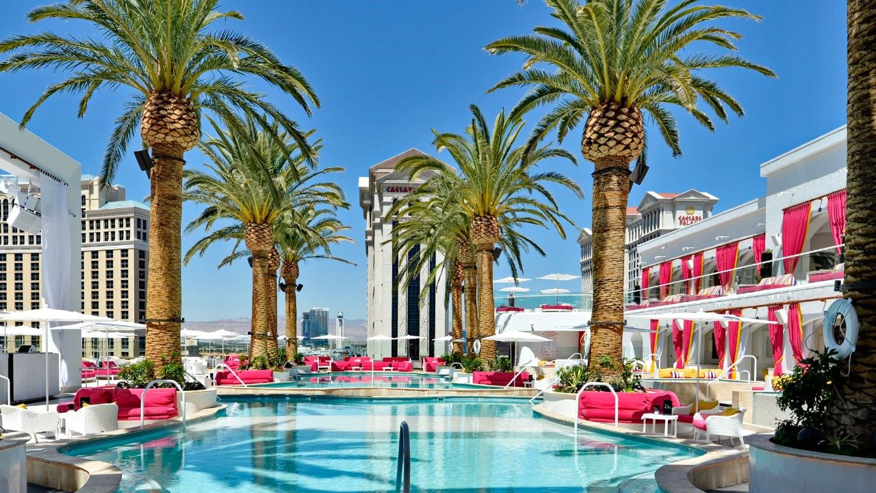 Experience Las Vegas Hotels, Shows and Casinos - Caesars Vegas