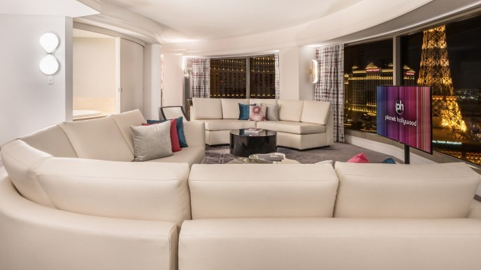 Las Vegas Suites, Penthouses and Villas Suite Tour - Caesars