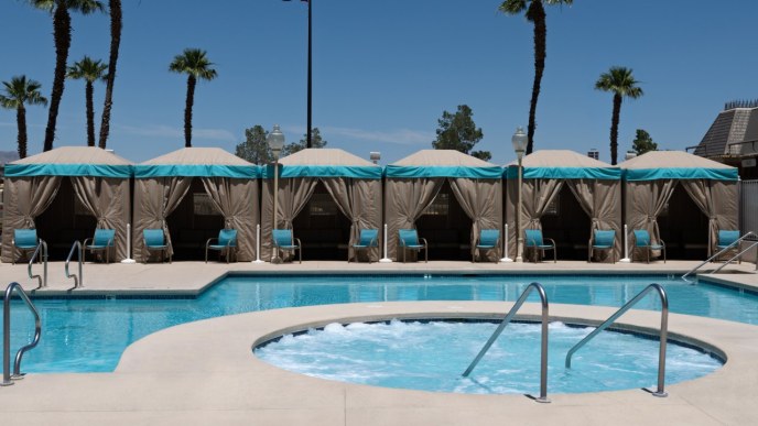 Pool - Things To Do in Laughlin - Tropicana Laughlin, NV